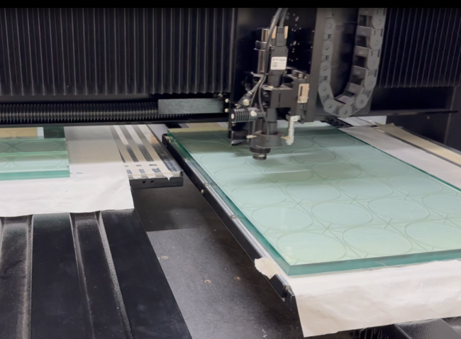 1064nm Laser Glass Cutting Machine